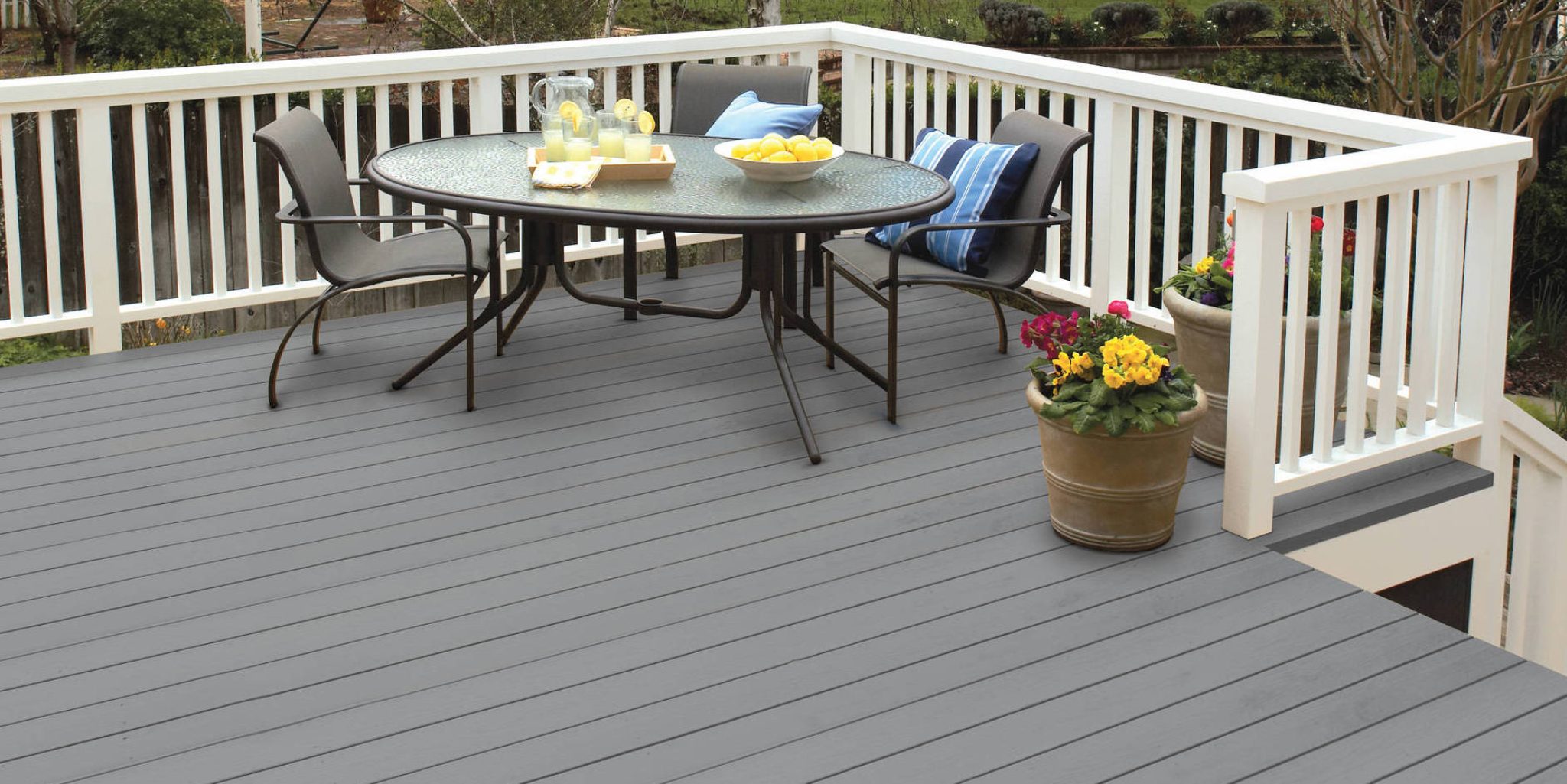 9 Best Exterior Paints for Wood – [Sep 2024 Edition]