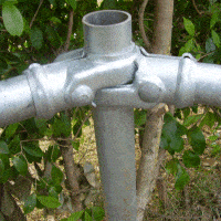 How to make a pipe and chain-link mesh fence | BuildEazy